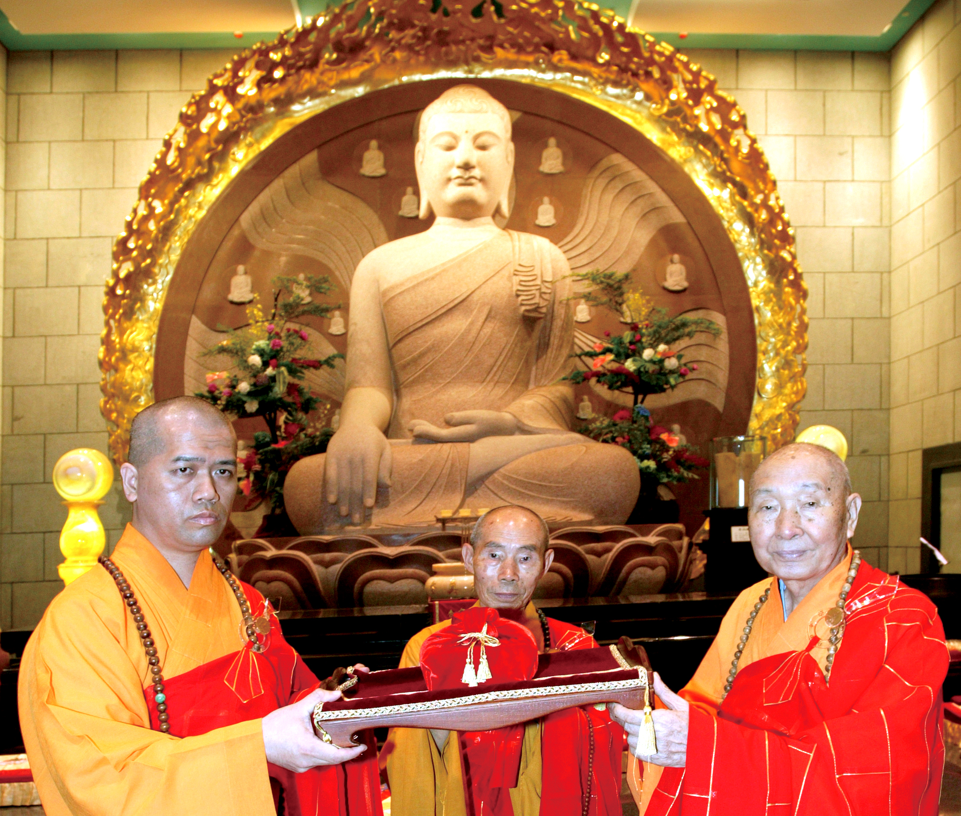 About Us – Buddha Jewel Monastery
